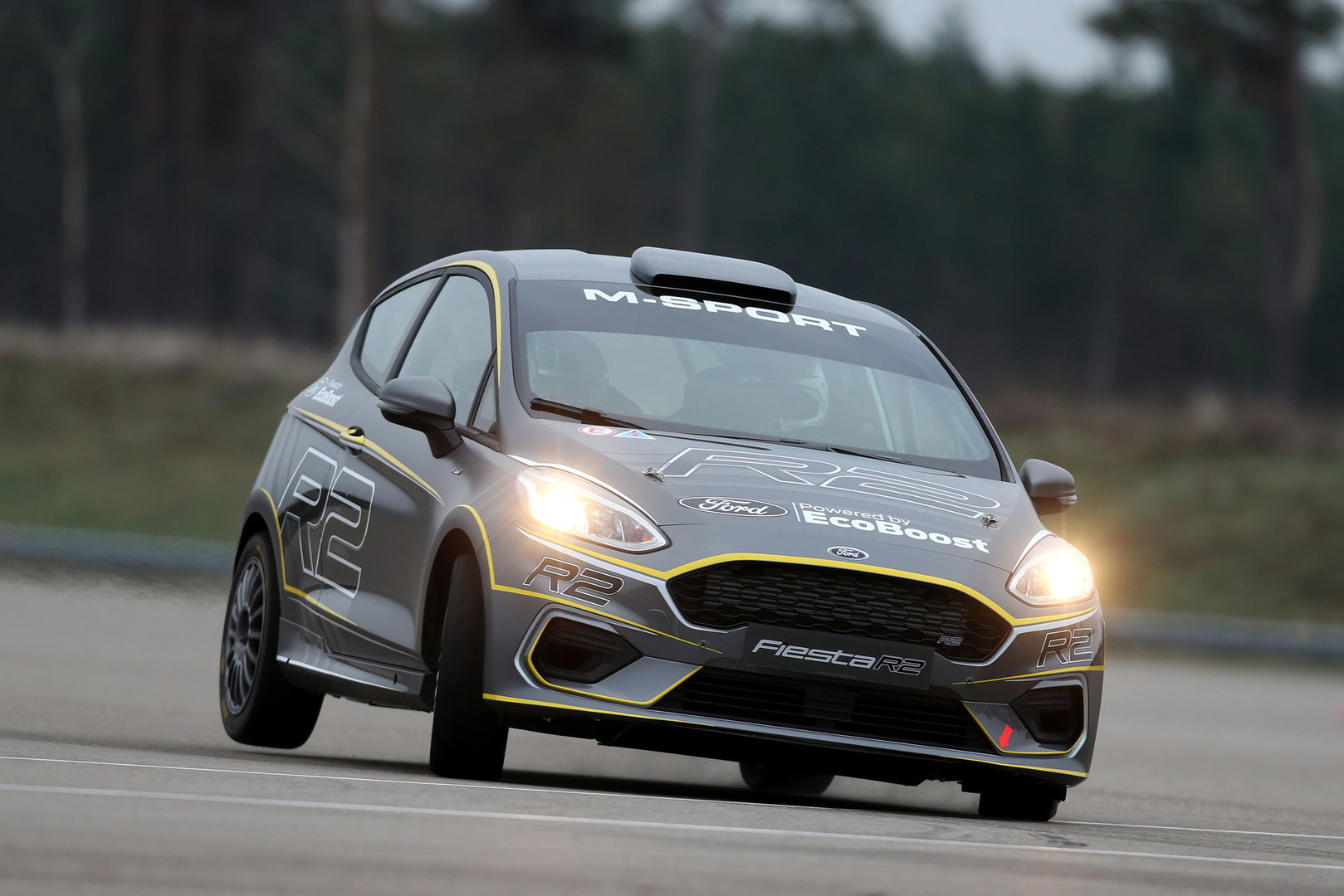 Vif intérêt pour les tests de la nouvelle Ford Fiesta R2 et de la Ford ...